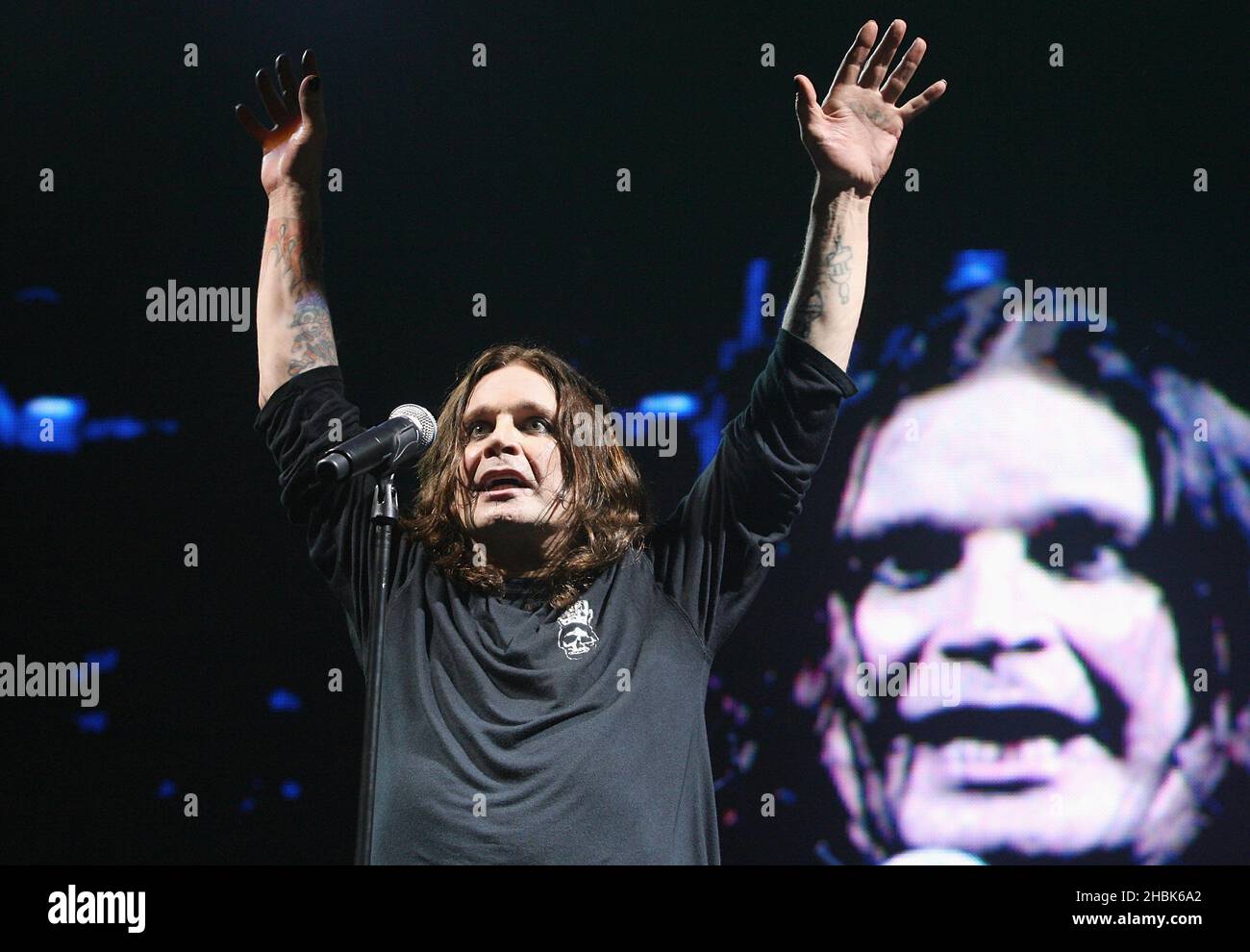 Ozzy osbourne performing on stage immagini e fotografie stock ad alta ...
