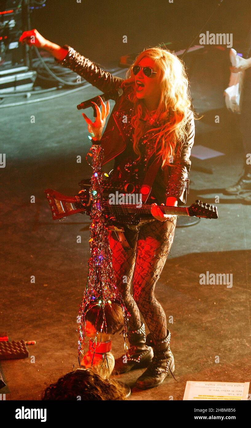 Si esibisce allo 02 shepherds bush empire il 14 dicembre immagini e ...