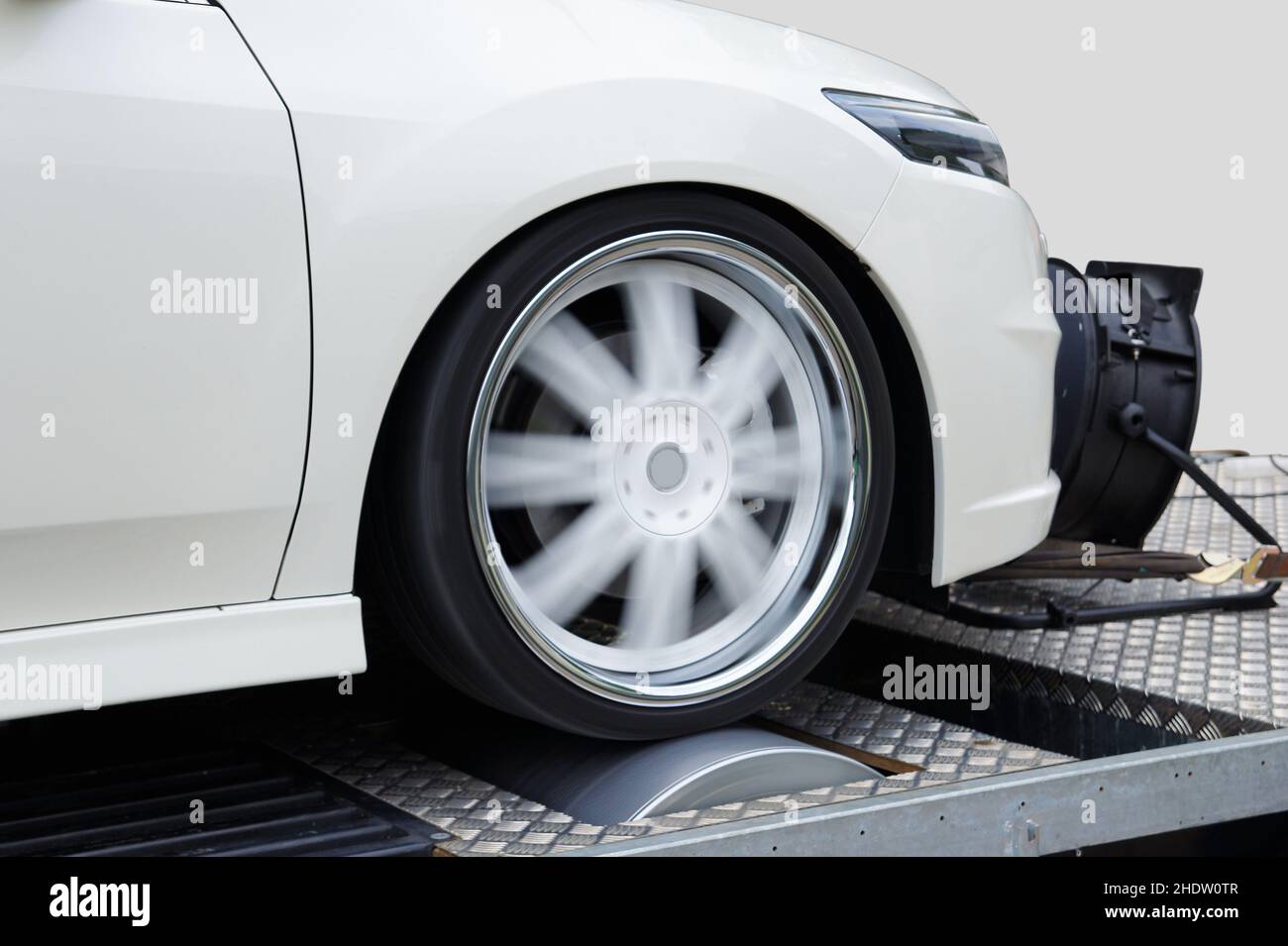 Dinamometro auto immagini e fotografie stock ad alta risoluzione - Alamy