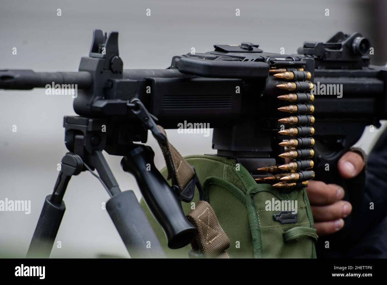 Proiettili traccianti immagini e fotografie stock ad alta risoluzione ...