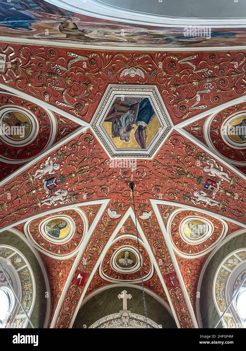 La Basilica di San Pietro e San Paolo a Poznan è una delle chiese più ...