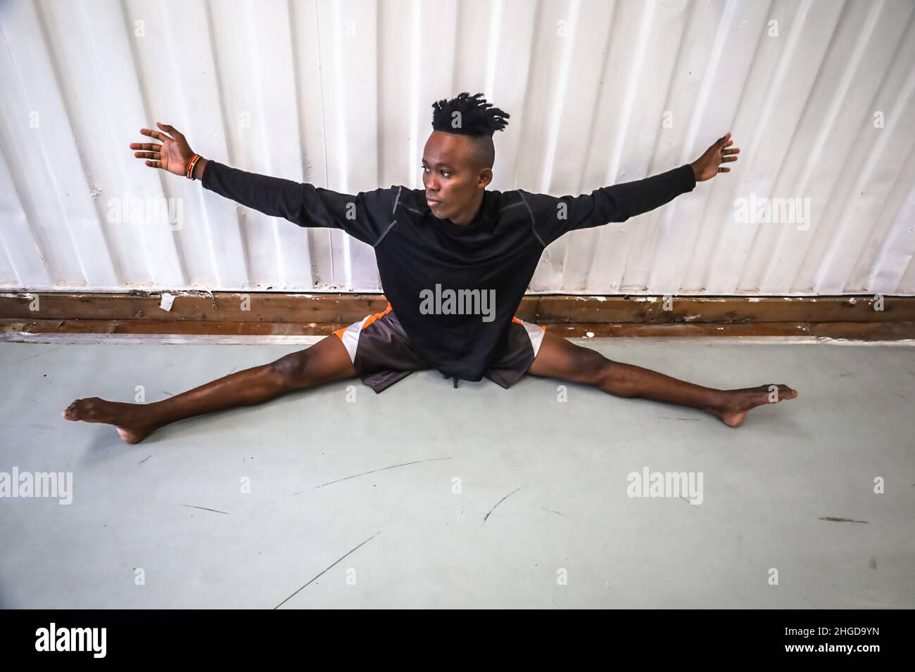 Danza contemporanea pedonale jua kali immagini e fotografie stock ad ...