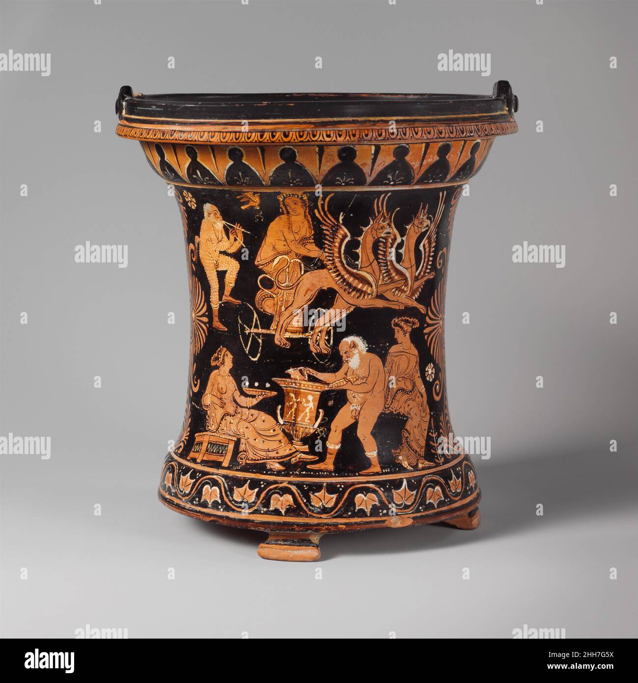 Terracotta (secchio) ca. 360–340 a.C. attribuito al pittore licurgese ...