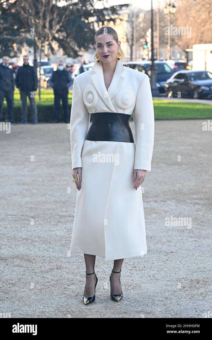 Chiara ferragni schiaparelli immagini e fotografie stock ad alta ...
