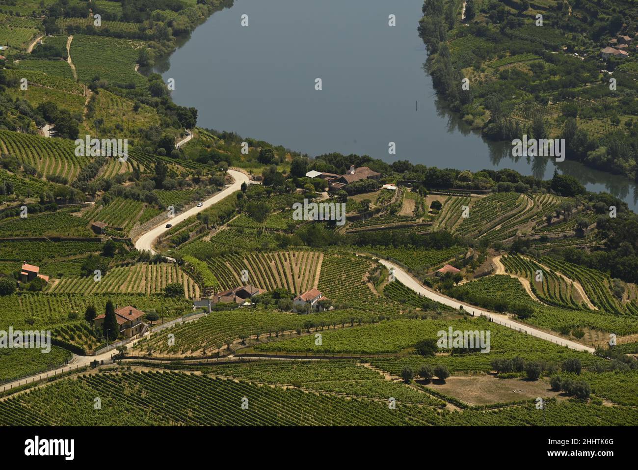 Miradouro de sao silvestre do cimo do douro immagini e fotografie stock ...