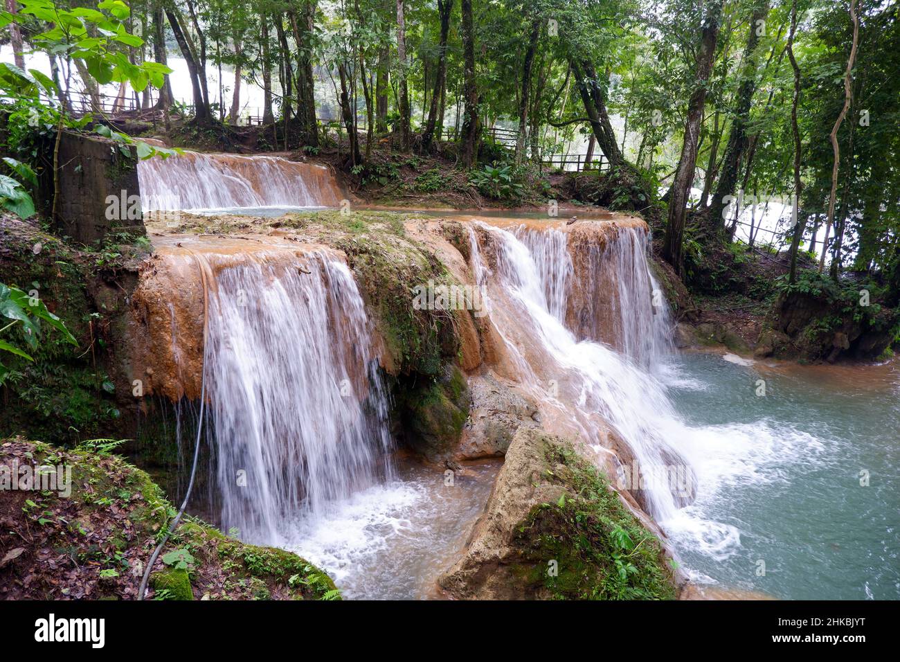 Cascadas cascadas cascadas cascadas agua immagini e fotografie stock ad ...
