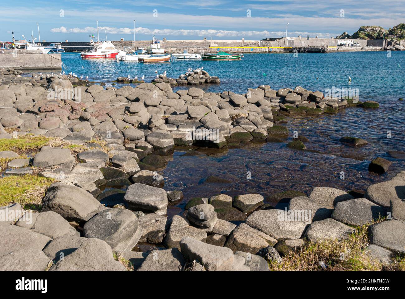 Colonne basaltiche colonnari immagini e fotografie stock ad alta ...
