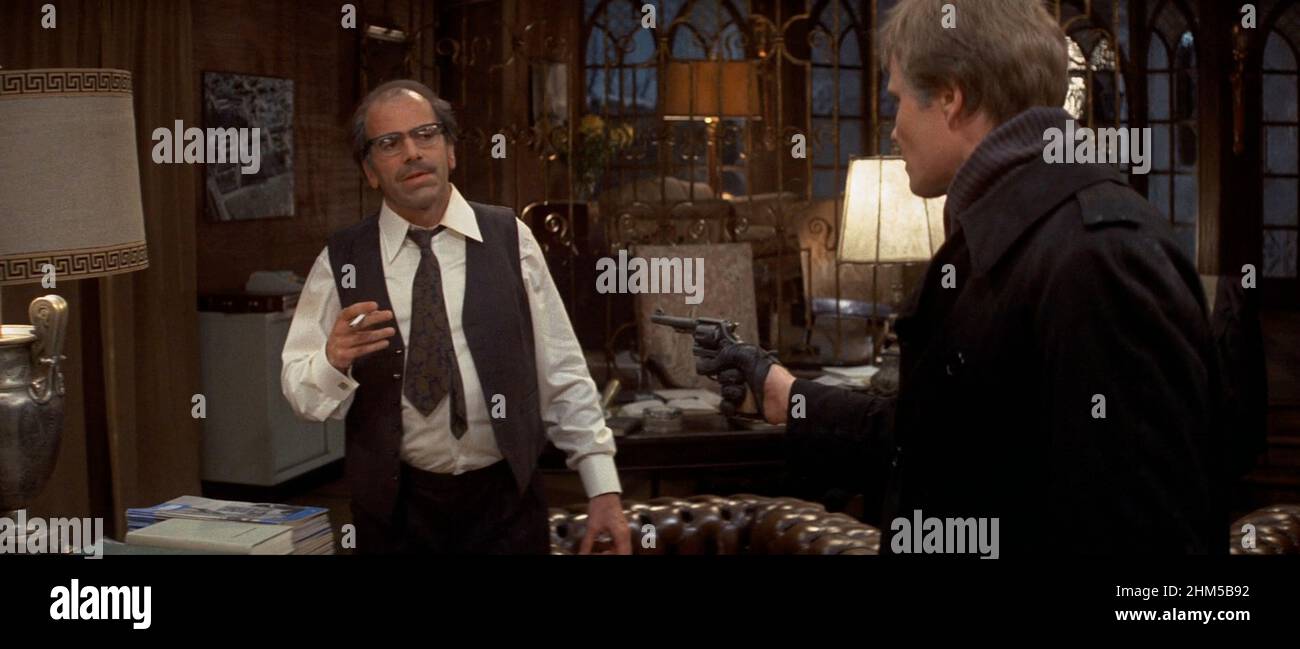 London.UK. Jon Voight e Maximilian Schell in una scena in (C) Columbia ...