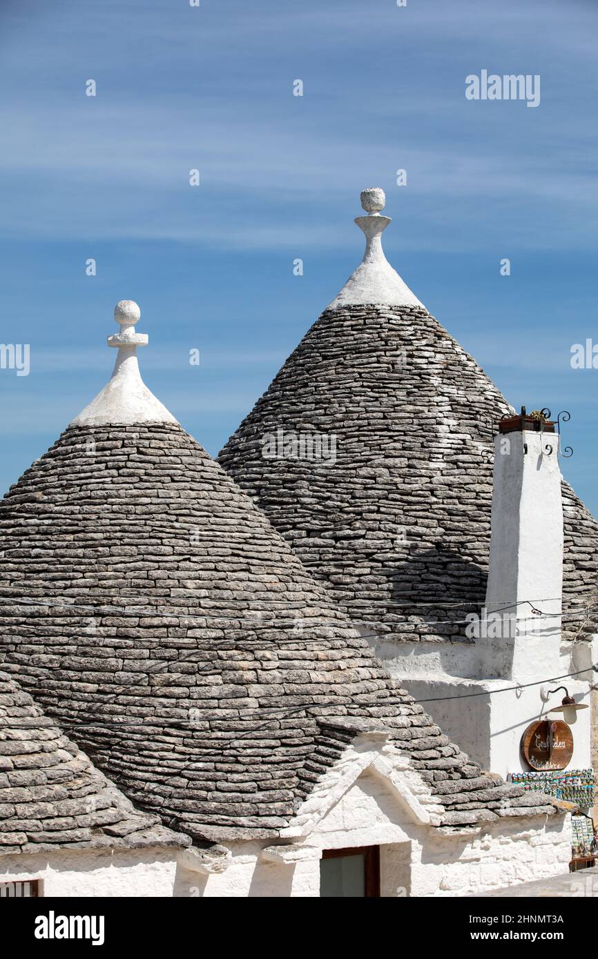 Tetti in pietra delle case dei trulli di alberobello immagini e ...