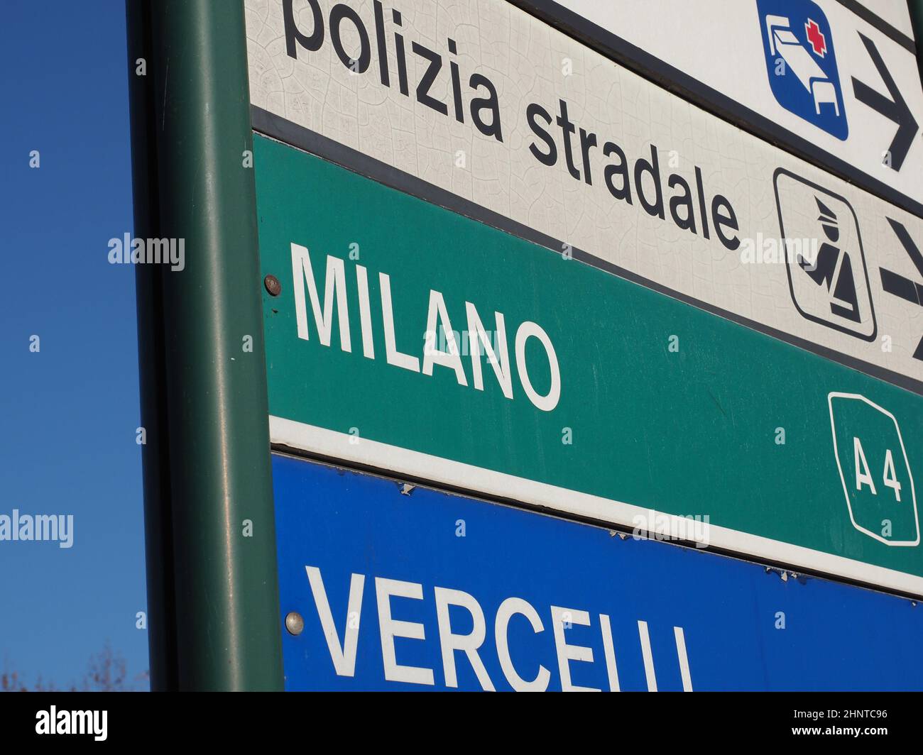 Segnaletica di direzione immagini e fotografie stock ad alta ...