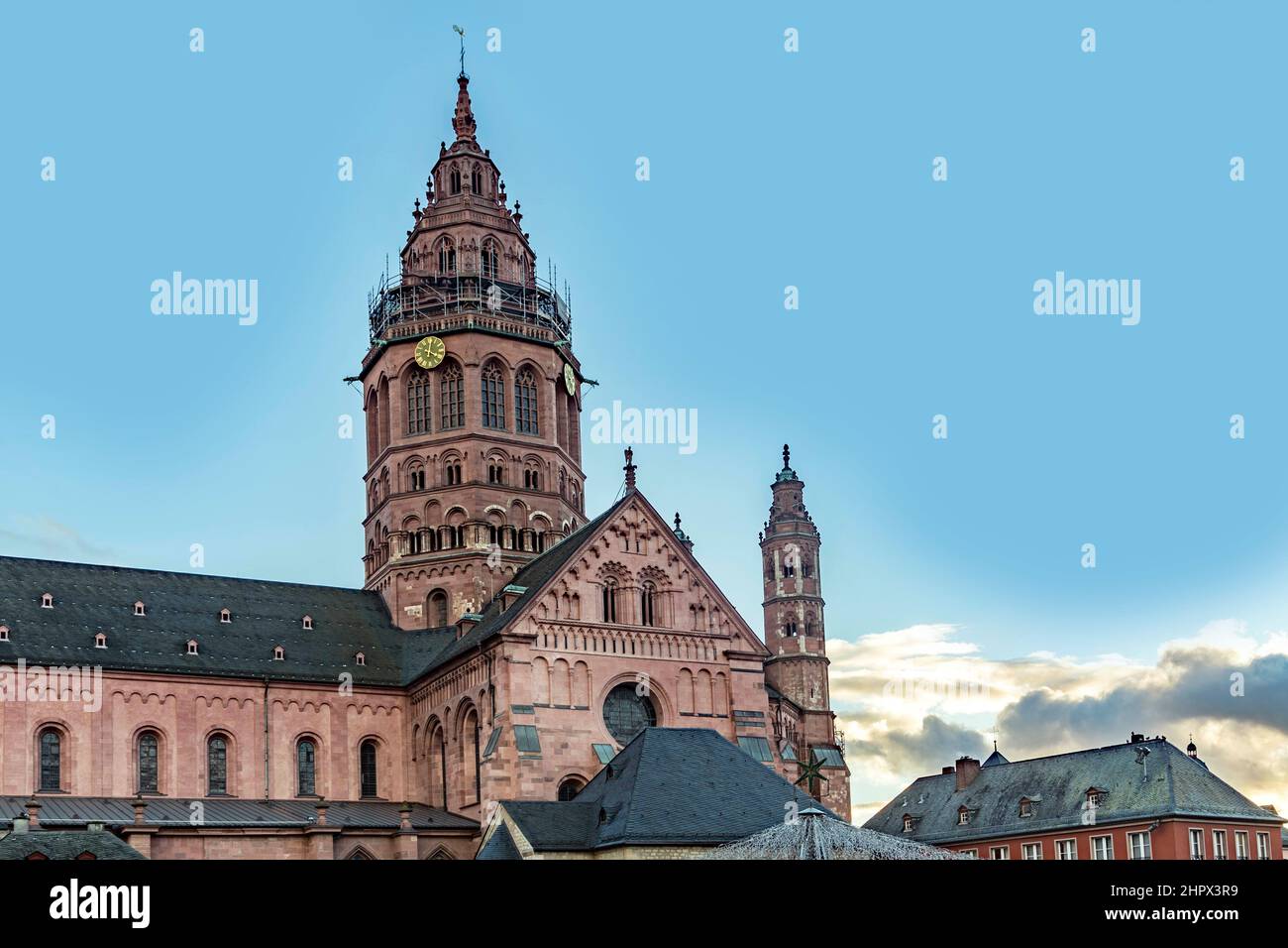Mainzer dom immagini e fotografie stock ad alta risoluzione - Alamy
