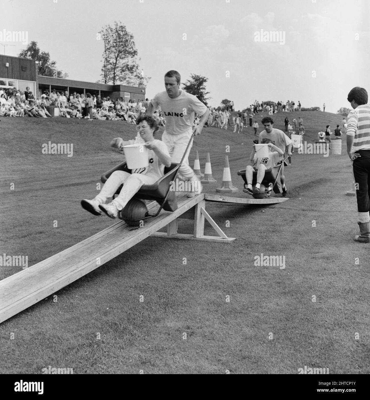 Laing Sports Ground, Rowley Lane, Elstree, Barnet, Londra, 20/06/1987 ...
