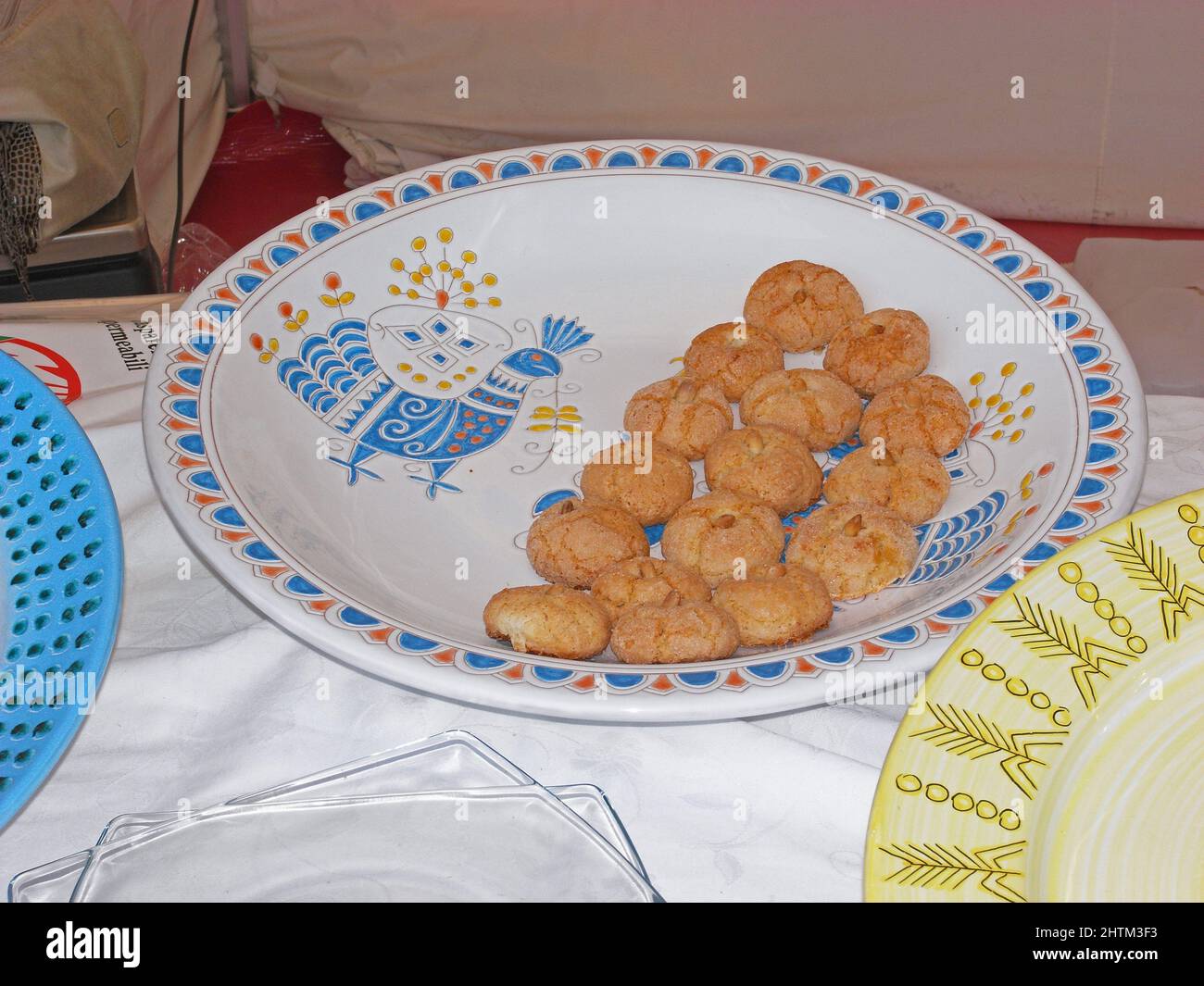 Dolce tipico sardo immagini e fotografie stock ad alta risoluzione - Alamy