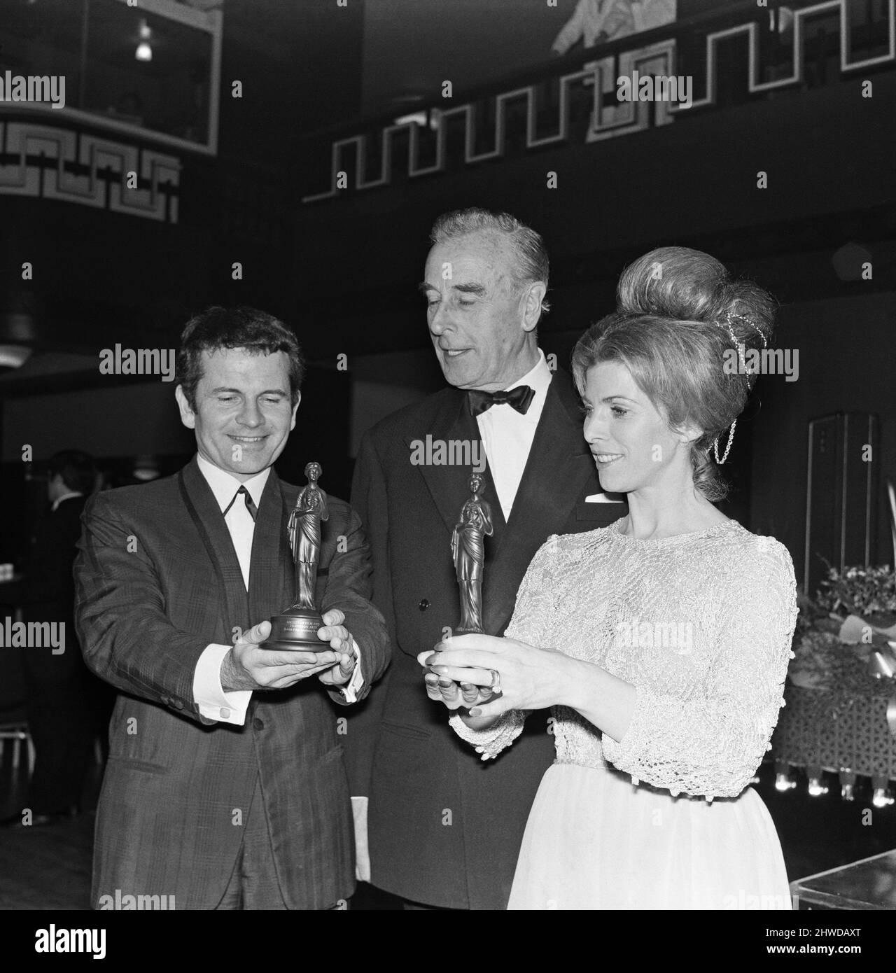 I British Film Academy Awards presentati da Lord Mountbatten a ...