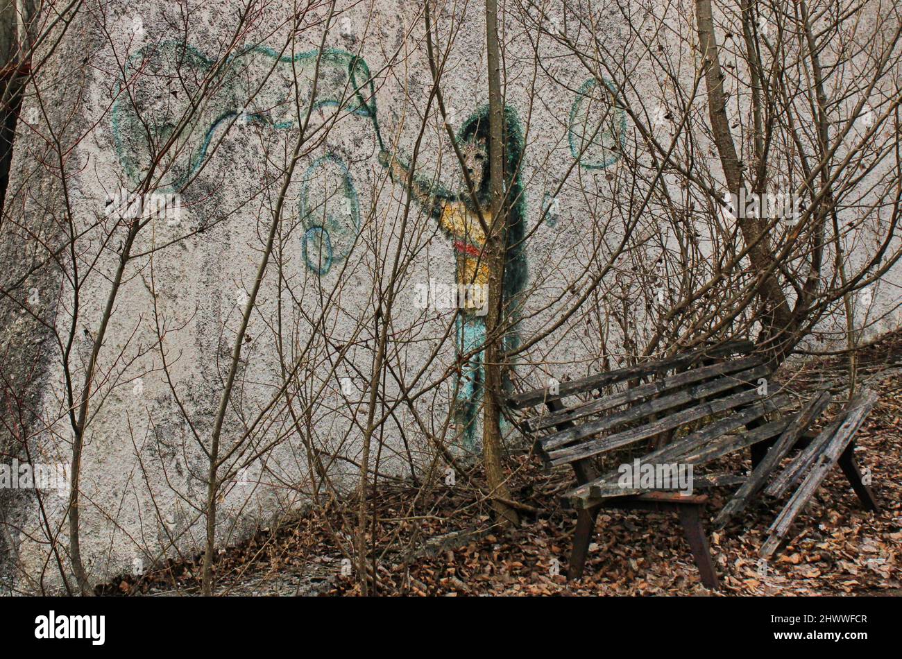 Uno sguardo inquietante a ciò che rimane delle strutture 'radioattive ...