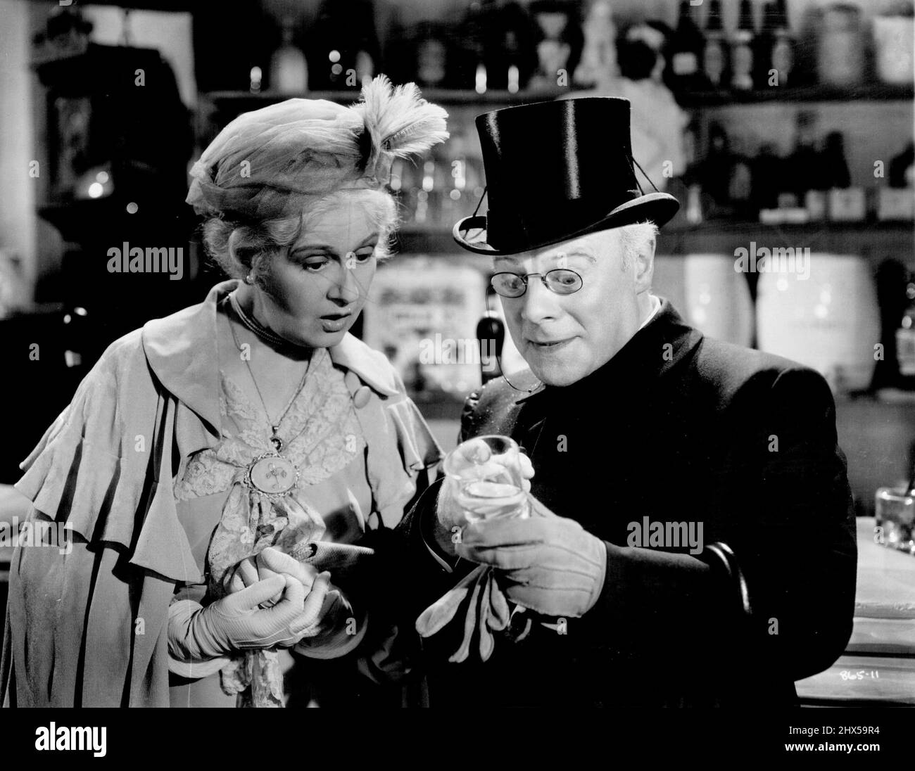 "Il Vescovo si comporta male" -- con Edmund Gwenn, Maureen o'Sullivan ...