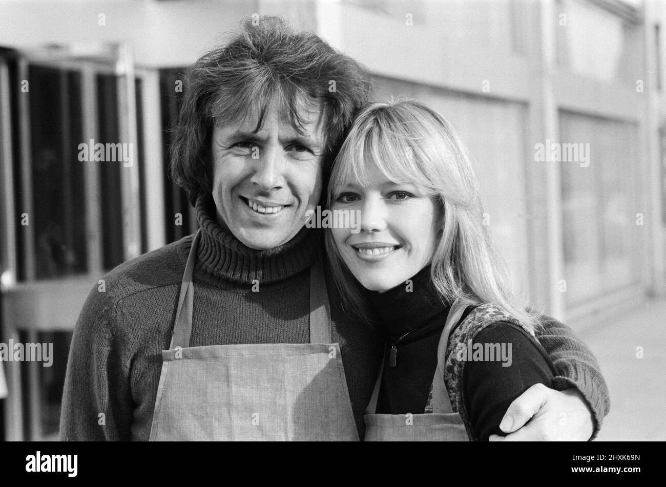 Richard o'Sullivan e Tessa Wyatt posano per la fotocall della sitcom ...
