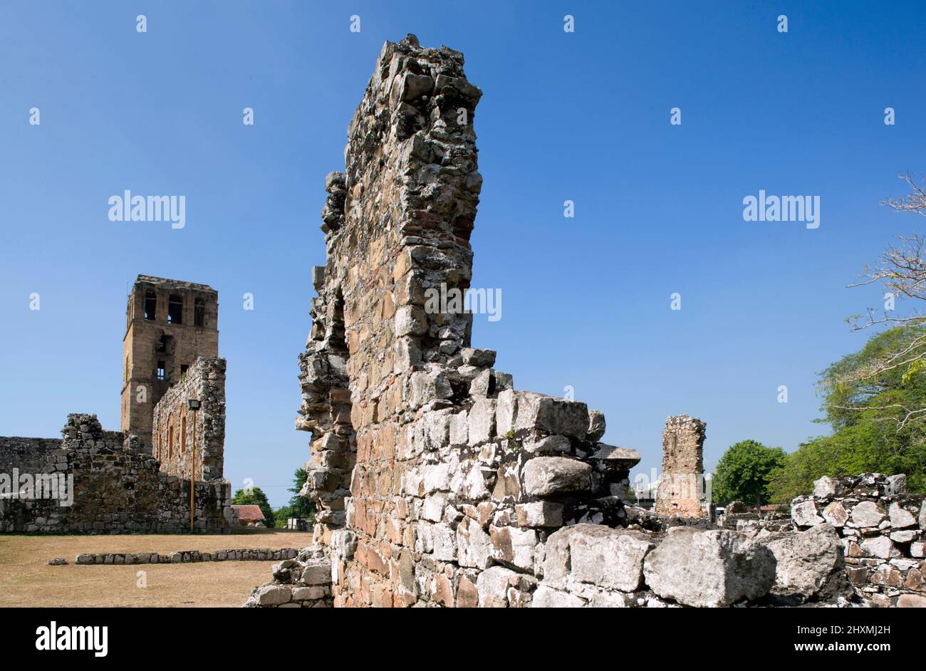Rovine della città coloniale immagini e fotografie stock ad alta ...