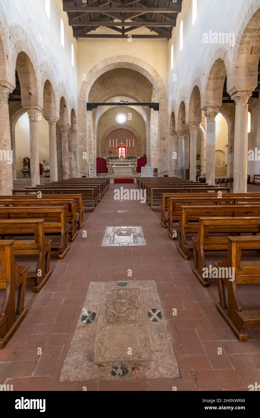 Gerace cattedrale immagini e fotografie stock ad alta risoluzione - Alamy