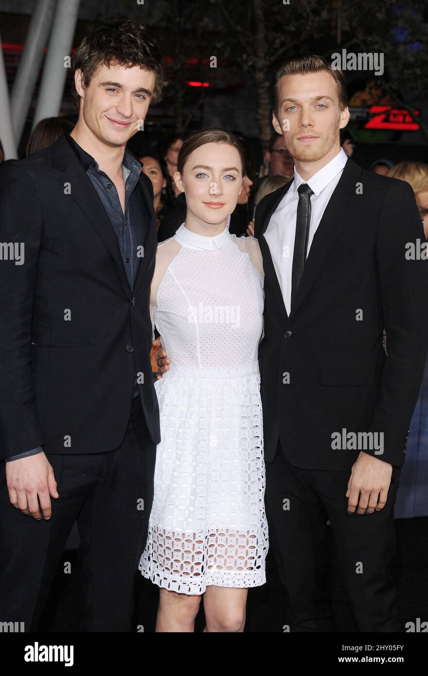 Max ferri saoirse ronan jake abel la saga di twilight immagini e ...