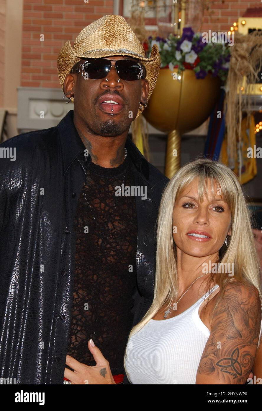 Dennis Rodman & moglie Michelle Moyer partecipano al 'Pirati dei ...