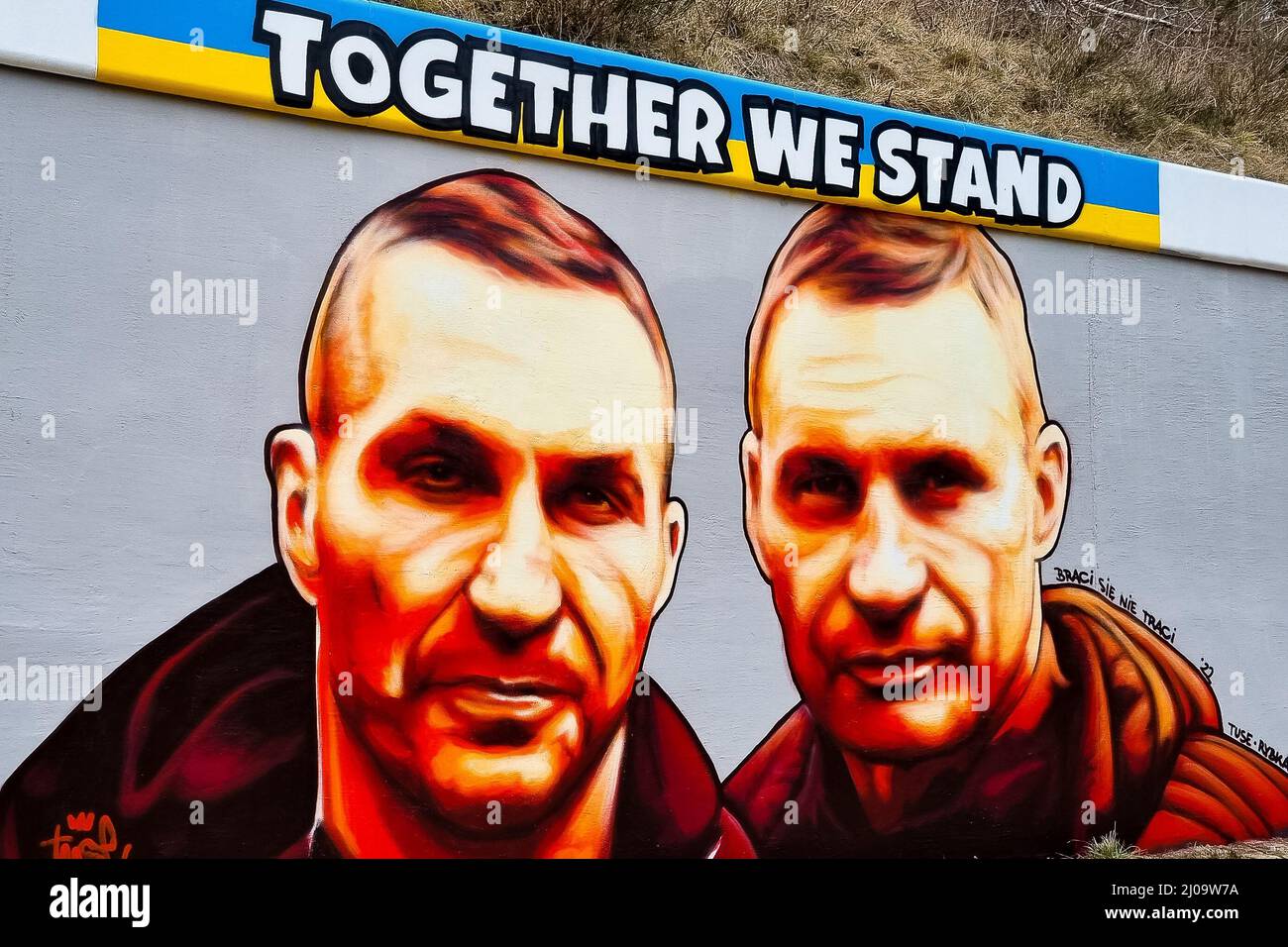 Murale dei fratelli gdansk klitschko immagini e fotografie stock ad ...