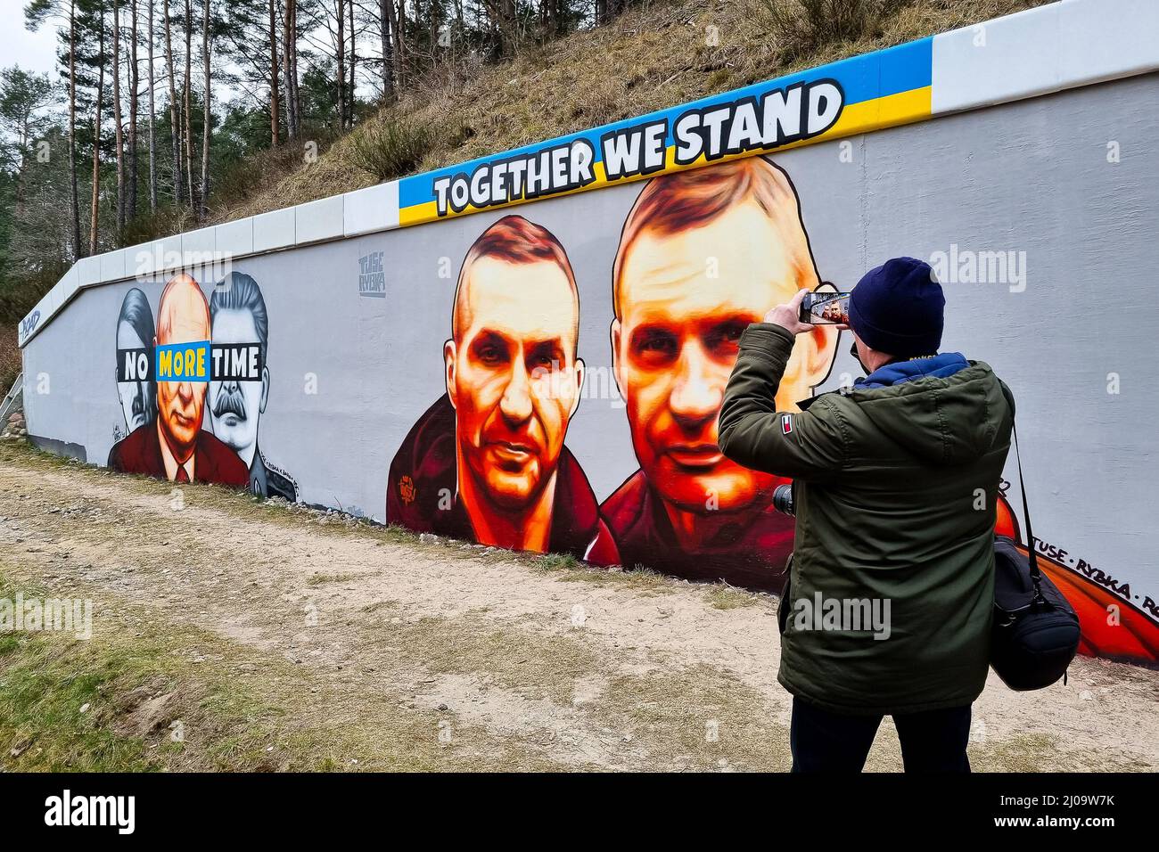 Murale dei fratelli gdansk klitschko immagini e fotografie stock ad ...