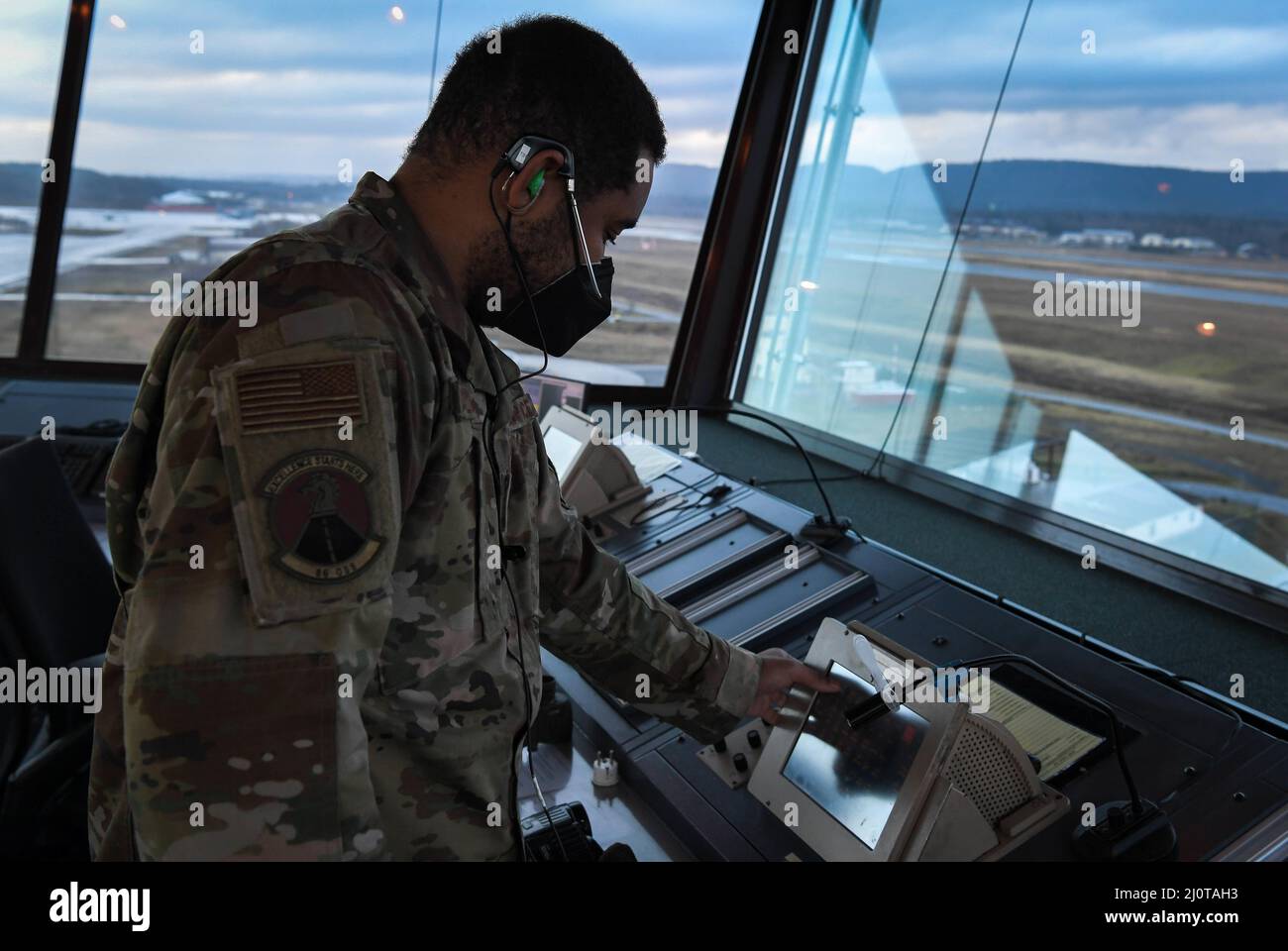 U.S. Air Force staff Sgt. Vincent Coleman, 86th Operations Support ...