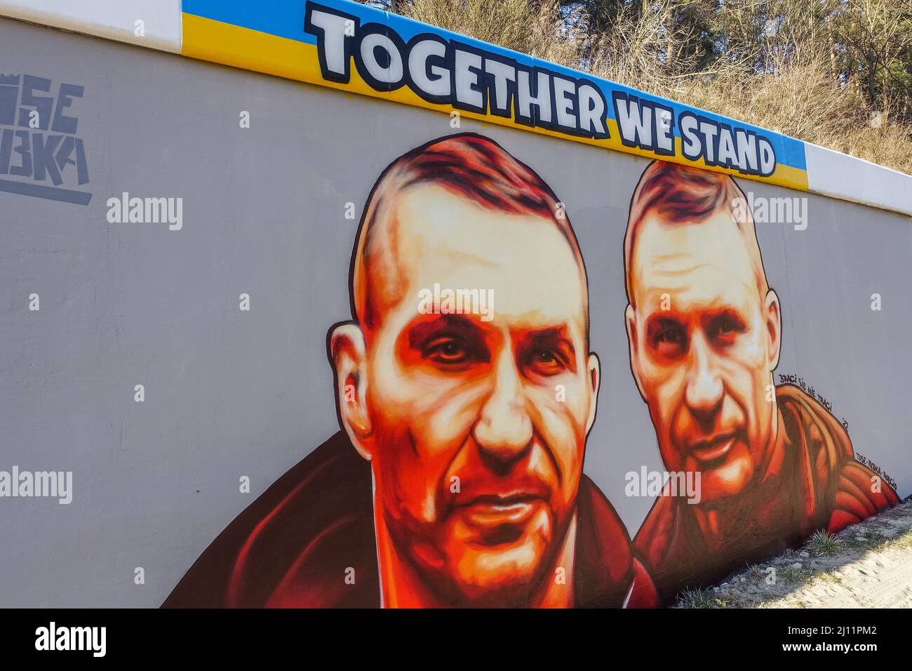Murale dei fratelli gdansk klitschko immagini e fotografie stock ad ...