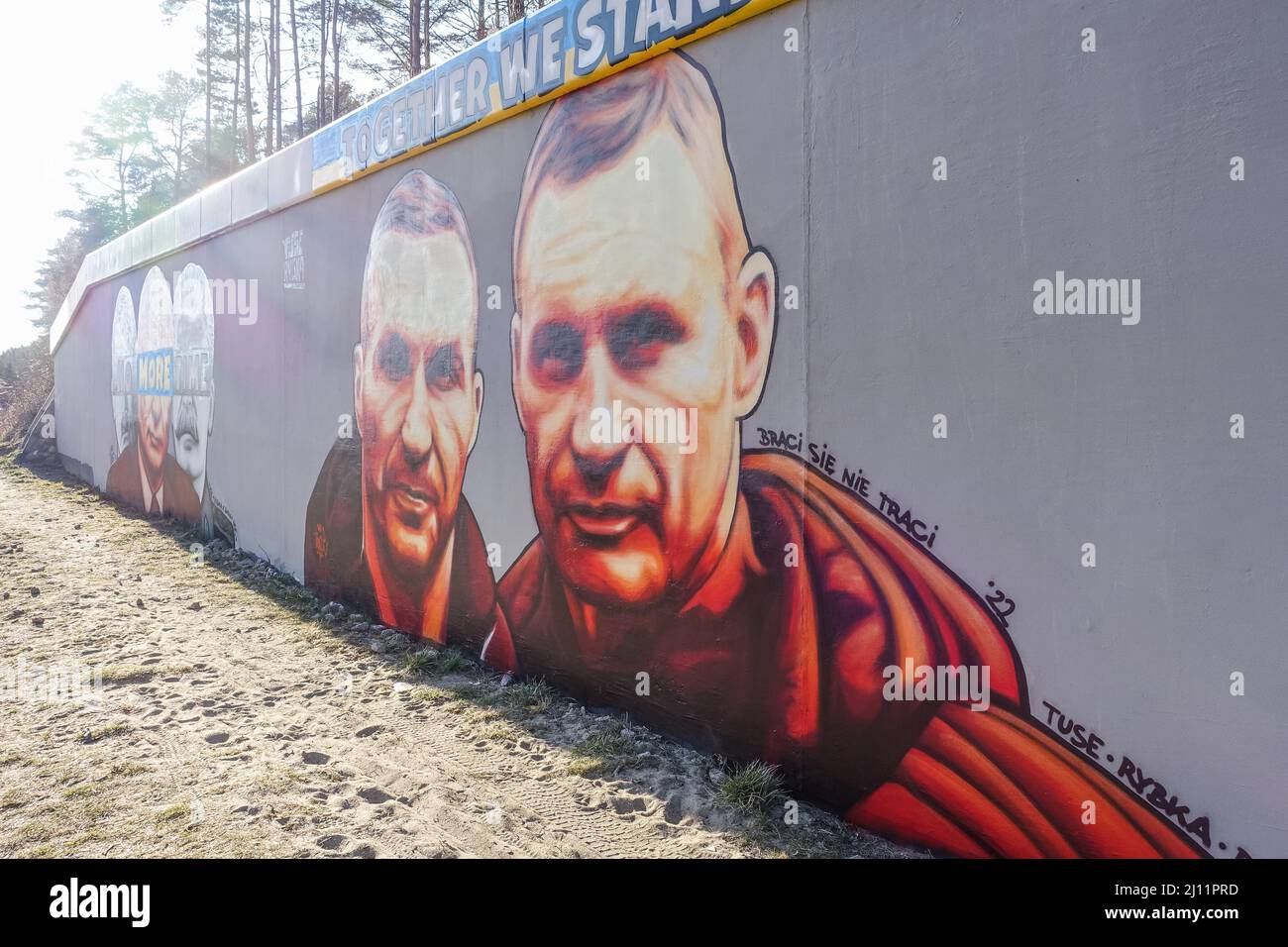 Murale dei fratelli gdansk klitschko immagini e fotografie stock ad ...