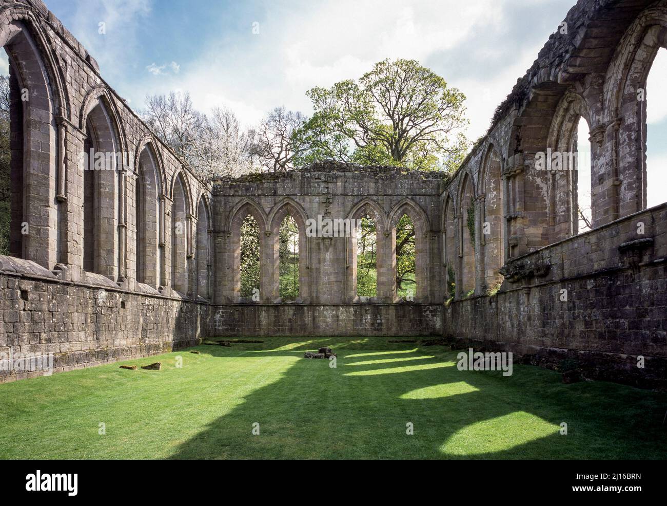 Abbazia interni delle fontane immagini e fotografie stock ad alta ...