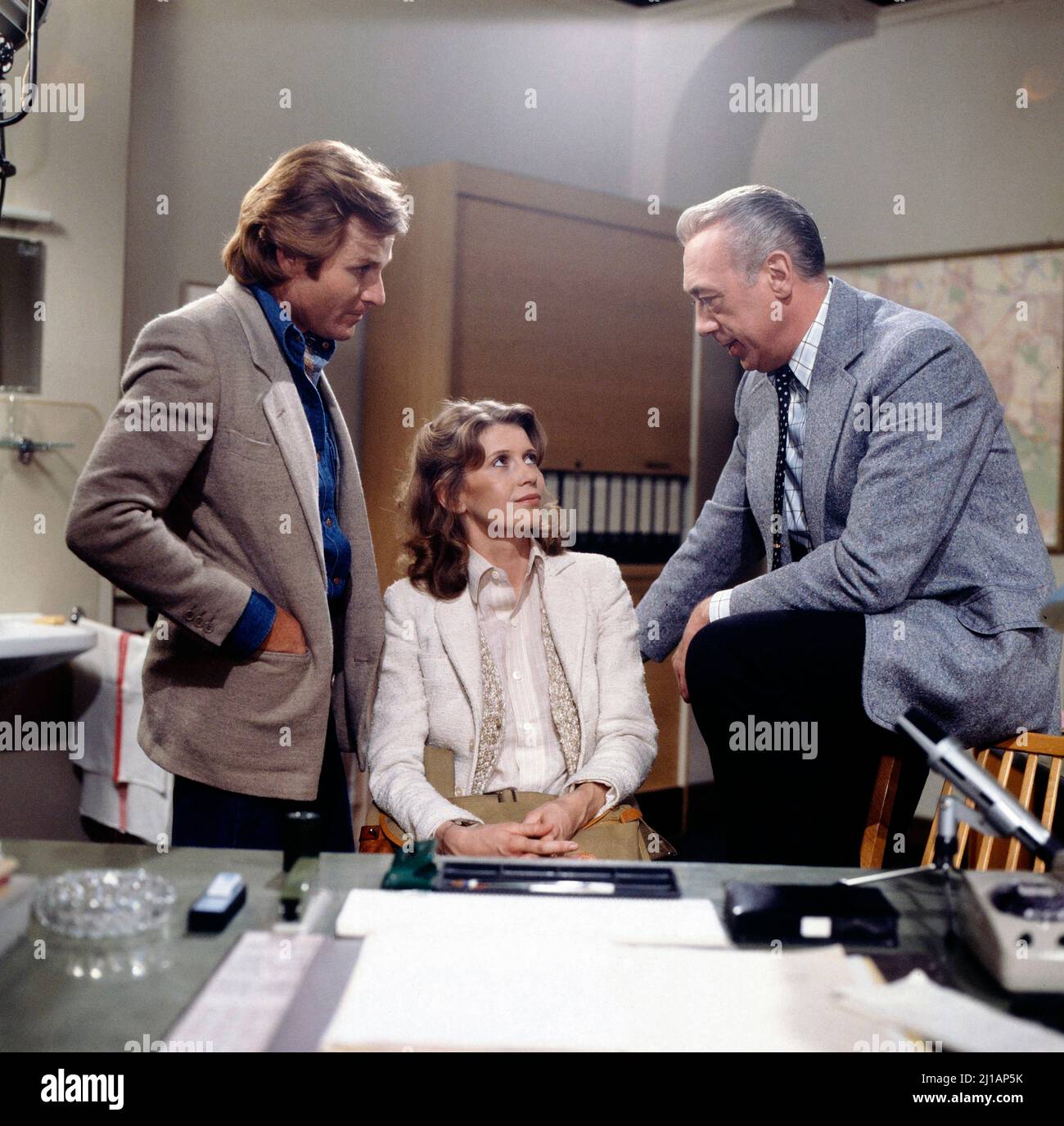 Derrick, ZDF Krimiserie, Deutschland, 1978, Folge: Solo für Margarete ...