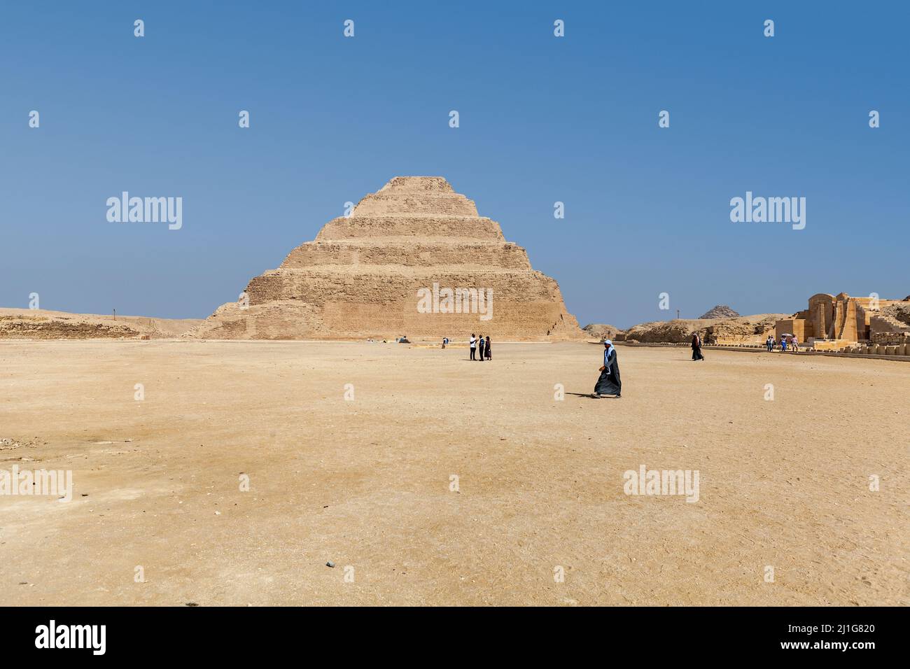 Piramide a gradoni immagini e fotografie stock ad alta risoluzione - Alamy