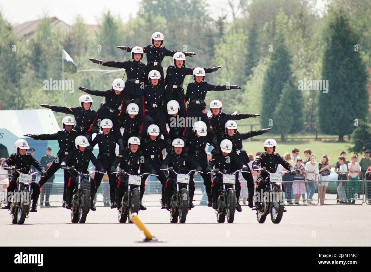 The british army royal signals motorcycle display team immagini e ...