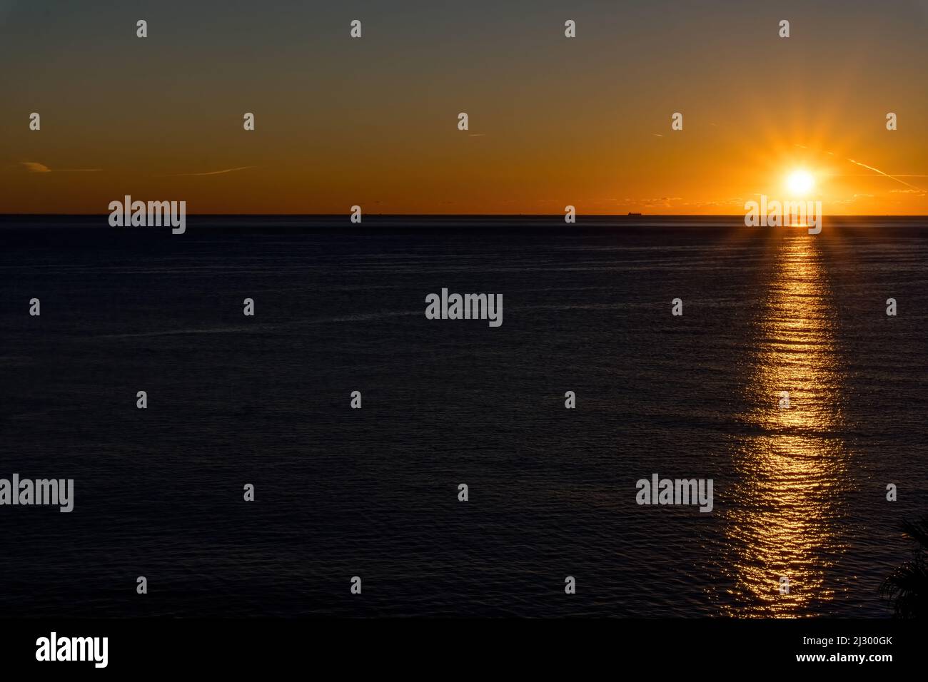 Alba della felicità immagini e fotografie stock ad alta risoluzione - Alamy