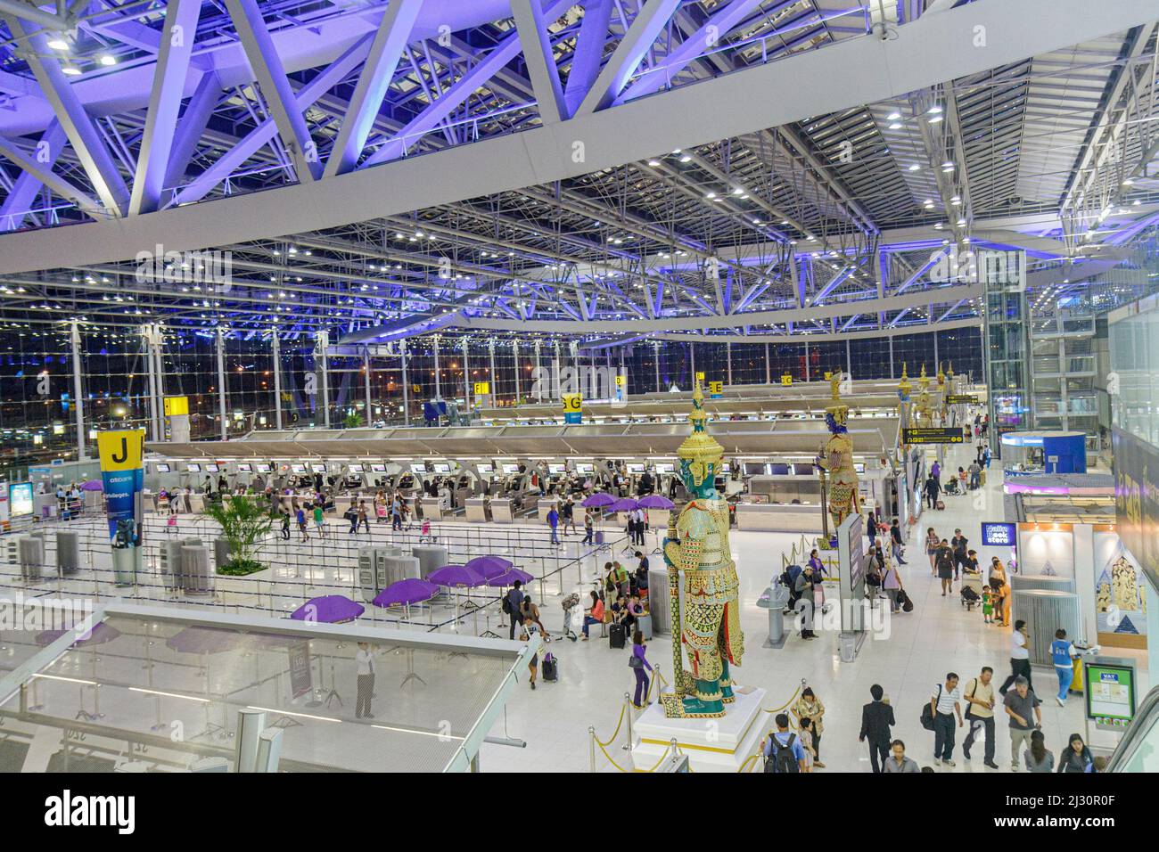 Check in bkk immagini e fotografie stock ad alta risoluzione - Alamy