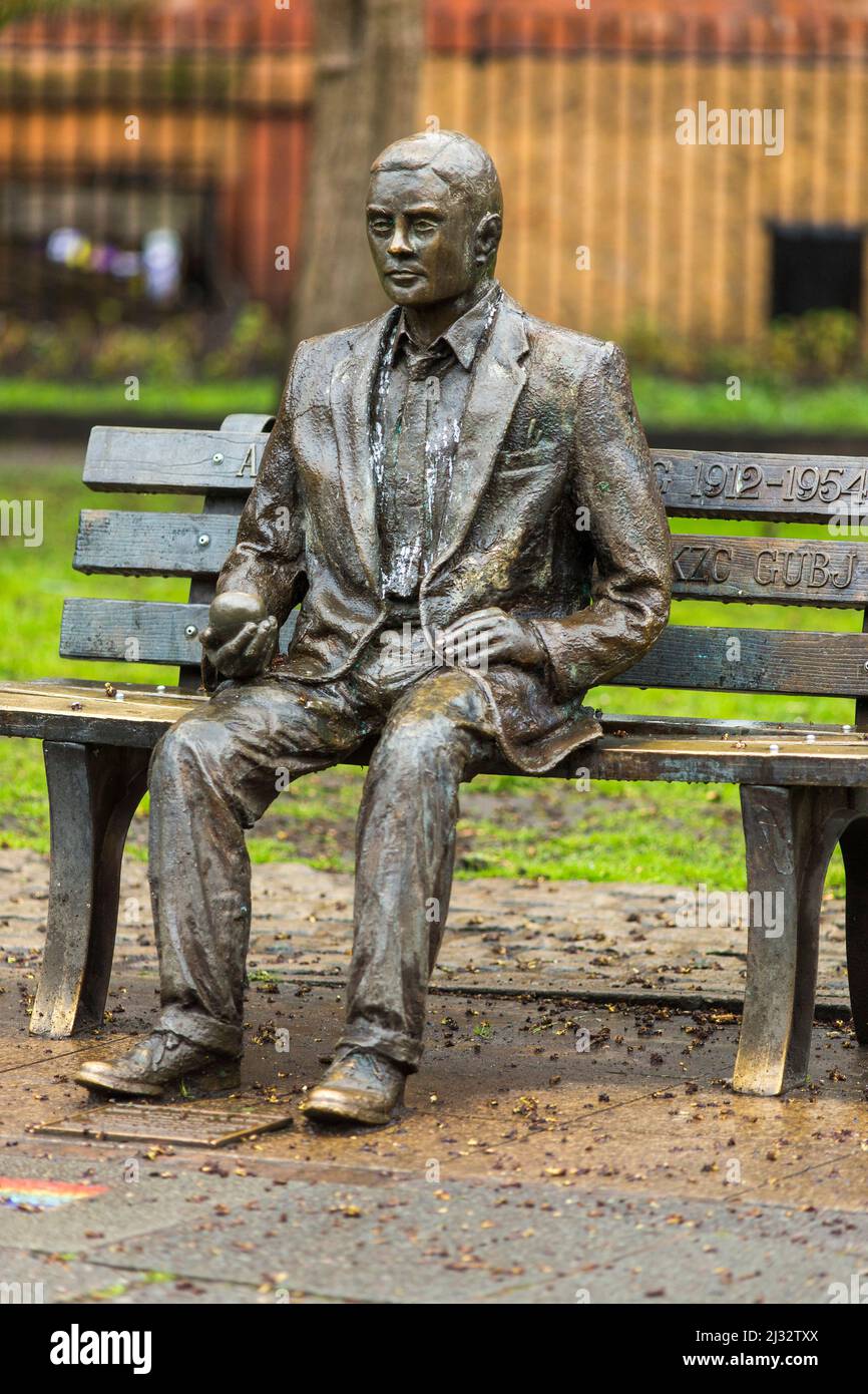 Alan turing memorial statue immagini e fotografie stock ad alta ...