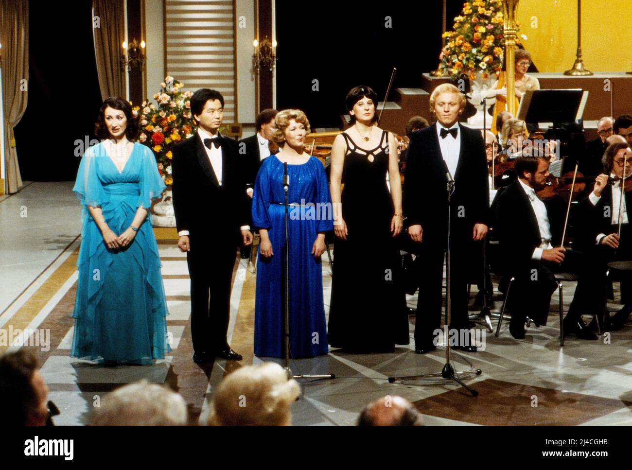 Anneliese Rothenberger stellt vor, ZDF Abendshow, Anneliese Rothenberger präsentiert ...