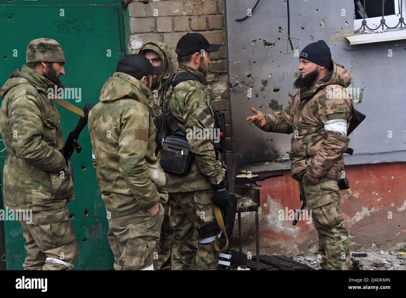 Esecuzione di una speciale operazione militare delle forze Armate russe in Ucraina. Soldati del ...