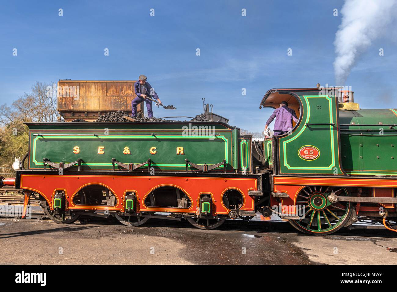 Bluebell railway steam locomotives immagini e fotografie stock ad alta ...