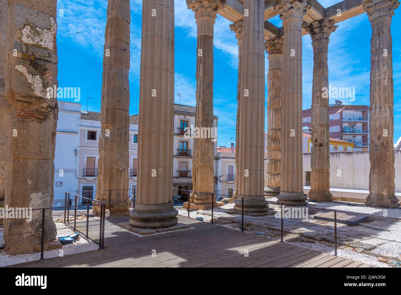 Antico tempio di diana a merida immagini e fotografie stock ad alta ...