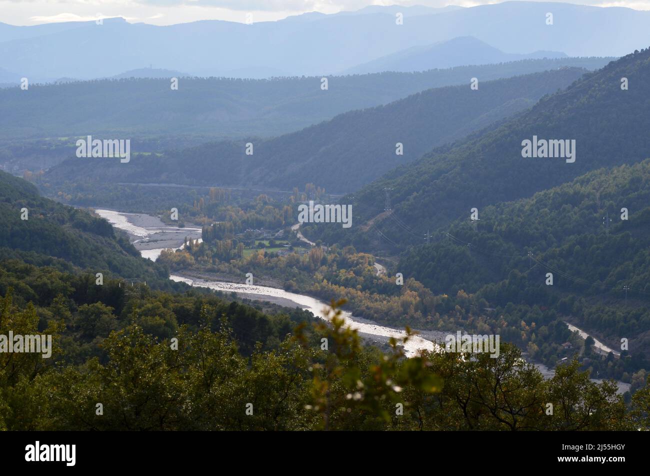 Fiumi dei pirenei immagini e fotografie stock ad alta risoluzione - Alamy