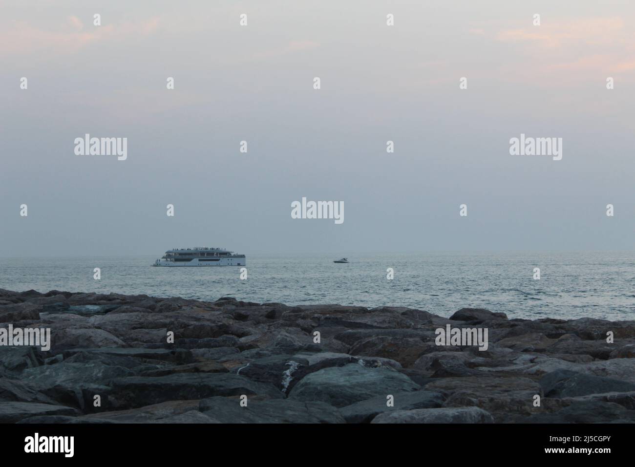 Barca atlantis immagini e fotografie stock ad alta risoluzione - Alamy