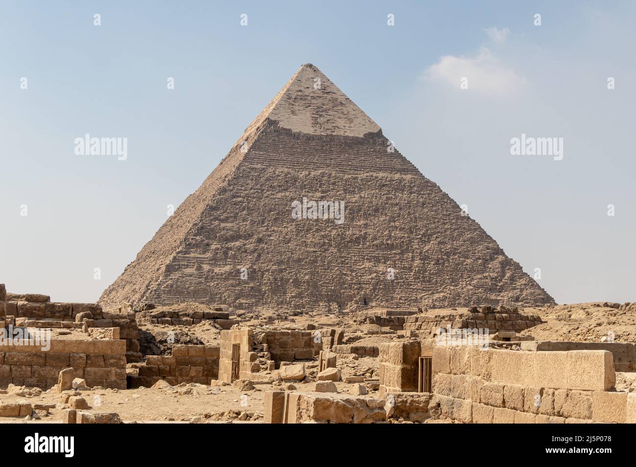 La piramide di Khafre di Chefren è la seconda più alta delle antiche ...