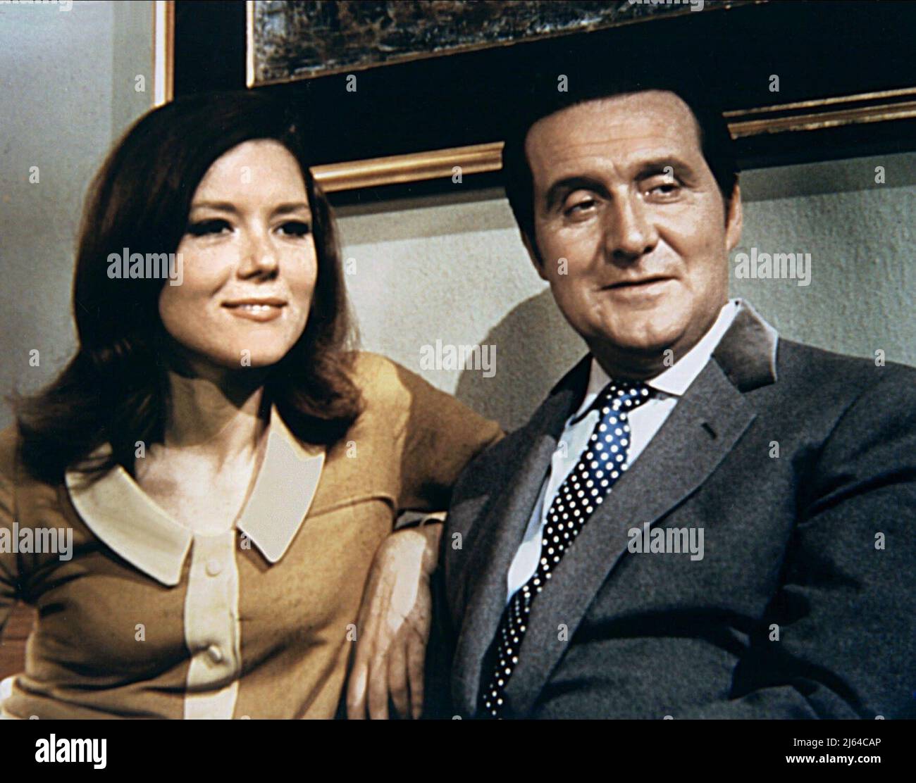 Diana rigg und patrick macnee immagini e fotografie stock ad alta risoluzione - Alamy