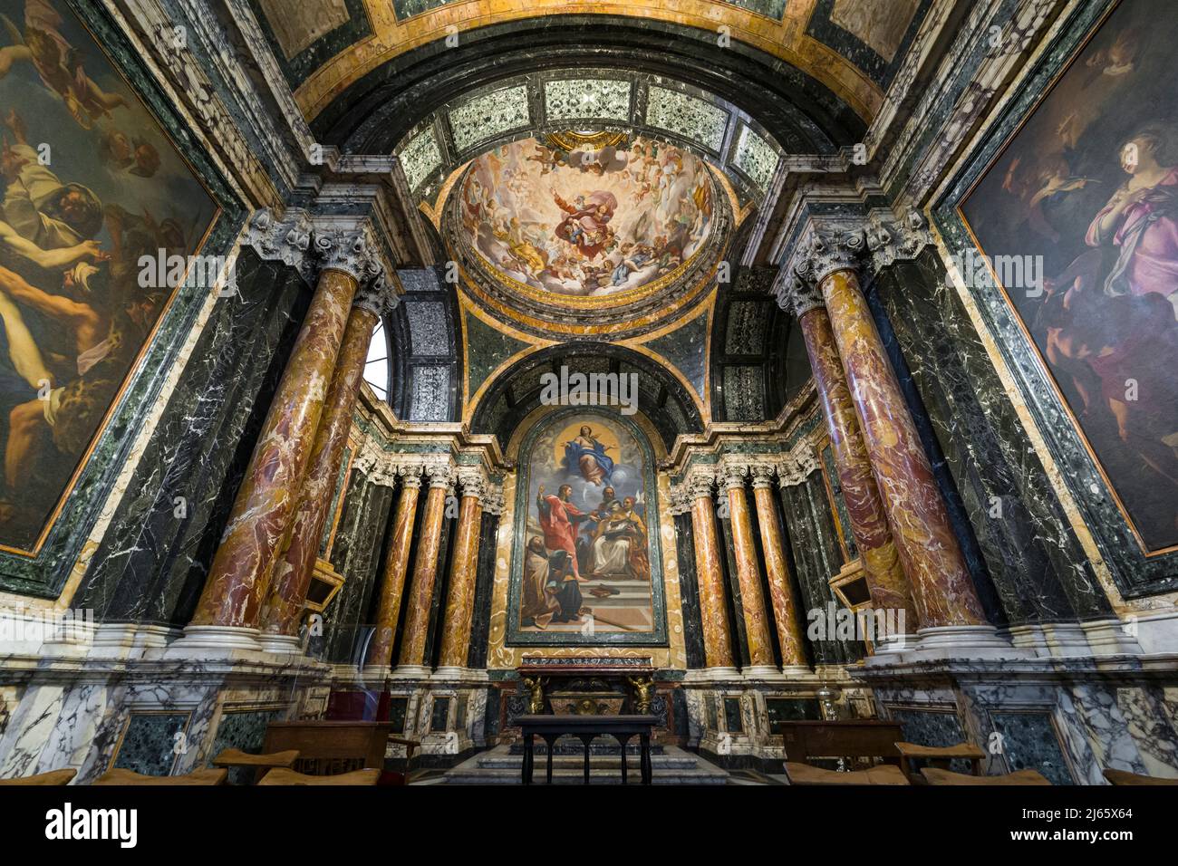 Roma. Italia. Basilica di Santa Maria del Popolo. La Cappella Cybo (la ...