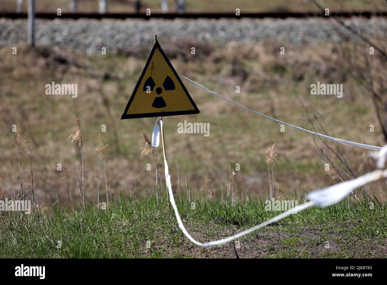 KYIV REGIONE, UCRAINA - 28 APRILE 2022 - un simbolo internazionale di ...