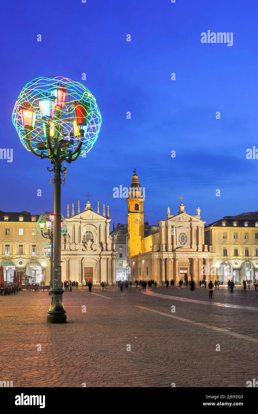 Piazza san carlo torino immagini e fotografie stock ad alta risoluzione ...