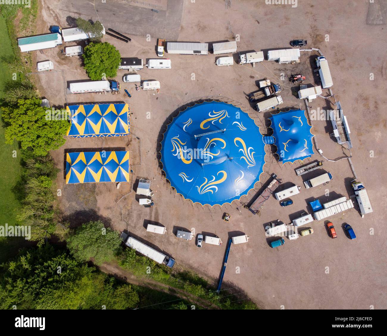 Bigtop circus tent immagini e fotografie stock ad alta risoluzione - Alamy