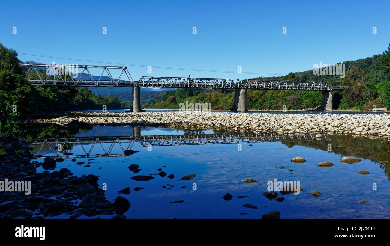 Fiume di Mokihinui, Mokihinui / Aotearoa / Nuova Zelanda - 1 aprile ...